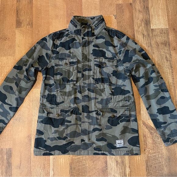 H&M | Jackets & Coats | Hm Mens Green Camouflage Field Jacket Size Sm ...
